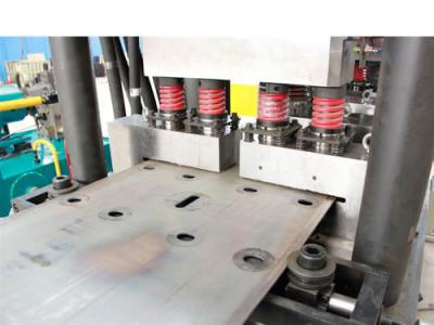 China Highway Guardrail Roll Forming Machine , Hydraulic Metal Roof Tile Machine for sale