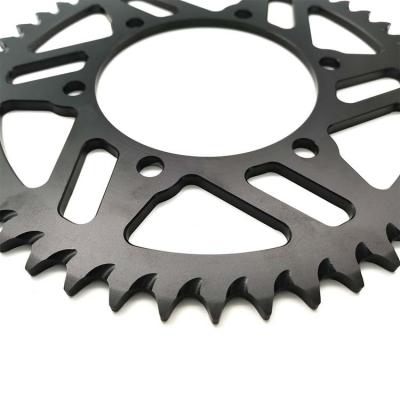 Cina 44 denti moto spirale posteriore in lega di alluminio per Yamaha R3 R25 MT25 MT03 in vendita