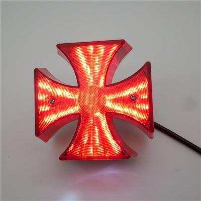 中国 強化されたブレーキ停止機能のために銀彩の12VLEDオートバイ尾灯 販売のため