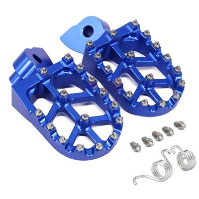 China CNC Aluminum Alloy Dirt Bike Foot Pegs for Yamaha YZ YZF WR 85 125 250 400 426 450F for sale