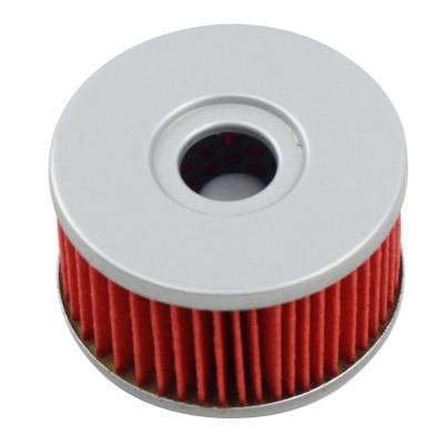 Cina Filtro di olio per motociclette HF137 rosso per Suzuki DR500 DR600 DR750 DR800 Disegno personalizzato in vendita