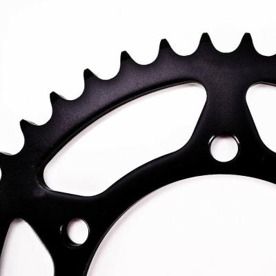 Cina 43T Black Steel Motocross Racing Sprocket 520 per Kawasaki Z300 EX300 Ninja 300 Z250SL in vendita