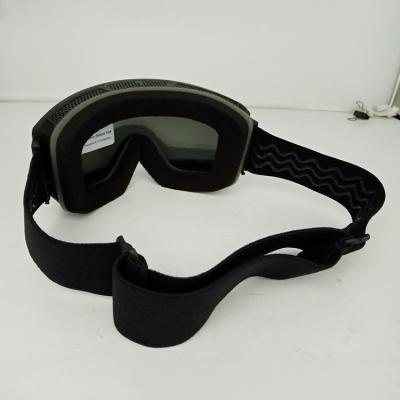 China Adult Cylindrical Lens Type Custom Anti-fog Anti UV Ski Goggle with Detachable Strap for sale