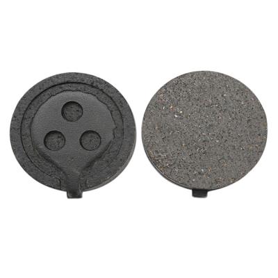 Cina Logo personalizzato Pad di freno FA38 semimetallici neri per Suzuki GT125 GT200 GT250 GS1000 in vendita
