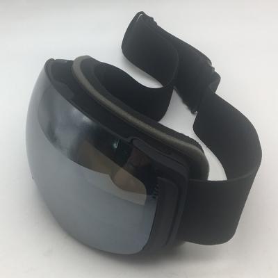 China Customizable Anti Fog UV400 Magnetic Design Ski Goggles for Kids Applicable Scene Ski for sale