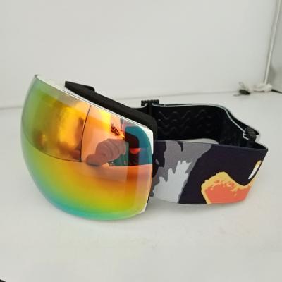Cina Occhiali da sci per adulti personalizzati con lenti UV400/Anti-Fog/Anti-Scratch in vendita