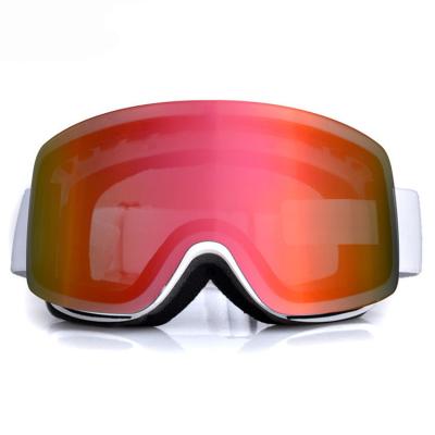 Cina Polarizzatore a tre strati in schiuma Anti nebbia Sport all'aperto Snowboard Occhiali da sci per donna in vendita