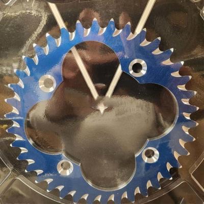Cina Spirale posteriore in alluminio nero 38T 39T lavorato CNC per Honda TRX 250 300 400 450 ATV in vendita