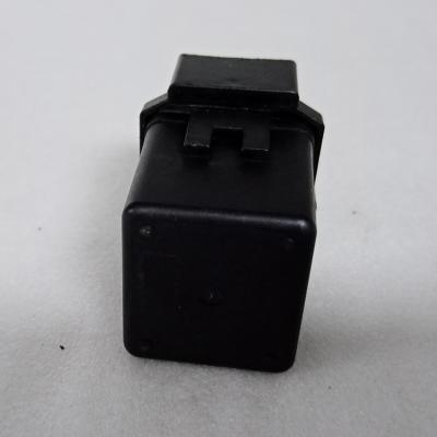 Cina Relai di avvio di moto Honda VTEC CB400 originale e materiale di contatto AgSno2 originale in vendita