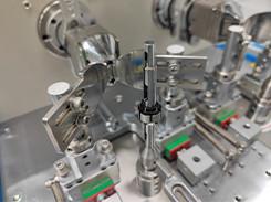 China 1 mm lengte van de as Toroïdale armaturen wikkeling machine voor motor spoel en transformator Te koop