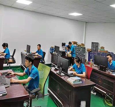 China 1 mm lengte van de as Toroïdale armaturen wikkeling machine voor motor spoel en transformator Te koop