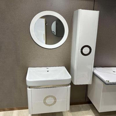China SONSILL het Drijven van pvc van het luxehotel Muur Gehangen Badkamersijdelheid met Zijkabinet Te koop