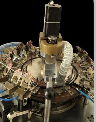 Cina La migliore macchina da maglieria per sciarpe da incontro sportivo con potenza di 1000W e tecnologia avanzata in vendita