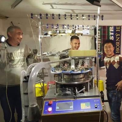 Cina Macchina da maglieria a cappello gialla da 1 W per professionisti del settore in vendita