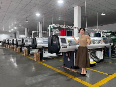 China Vollständig gestaltete Strickwaren Doppelsystem 52 Zoll Flachstrickmaschine Strickmethode zu verkaufen