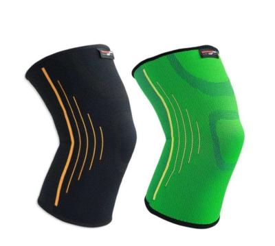 China 752*663*1418mm Volledig gecomputereerde Jacquard kniecap breimachine voor modieuze hardlopende mannen Te koop