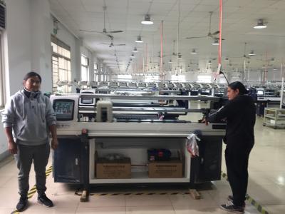 China 7gg Gauge Double System Computerized Flat Knitting Machine voor de productie van truien Te koop