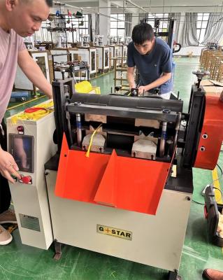 Cina Altre macchine per la fabbricazione di frangia con richieste del cliente in vendita