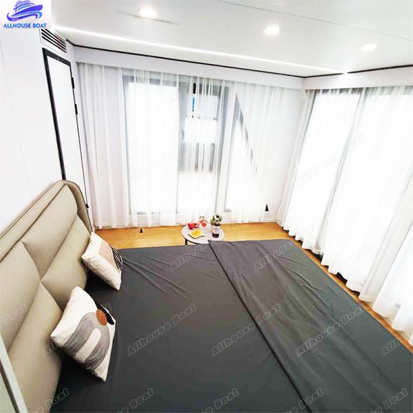 Quality Robust Construction Luxury Pontoon Boat Aluminum Houseboats Custom Design for sale