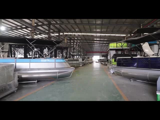 30m de largo 15m de ancho Barco de restaurante flotante de alta capacidad para 200 personas