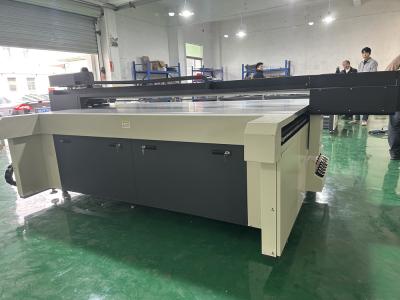 China Impresora de gran formato con interfaz 1000Base-T para impresión, con tinta pigmentada y sistema de curado con lámpara LED UV en venta
