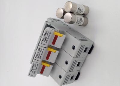 Cina il supporto quadrato del fusibile del supporto del pannello di 22*58mm protegge l'intera linea con l'accensione del 125A 3P in vendita