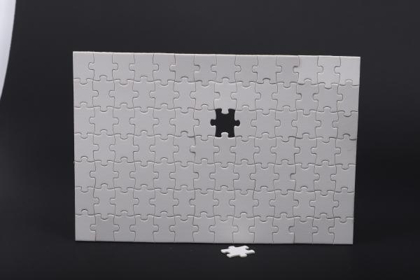 Quality Interlocking Puzzle Playing Cards Black Spade Card OEM for sale