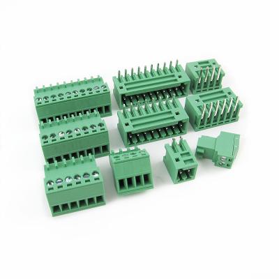 Cina i blocchetti terminali della vite del PWB del passo di 2.54mm tappano + Pin Header 125V 4Amp in vendita