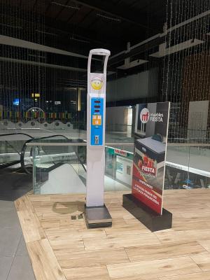 China Efficiently Track Your Body Progress with 300kg Digital Height Weight Measuring Scale for sale