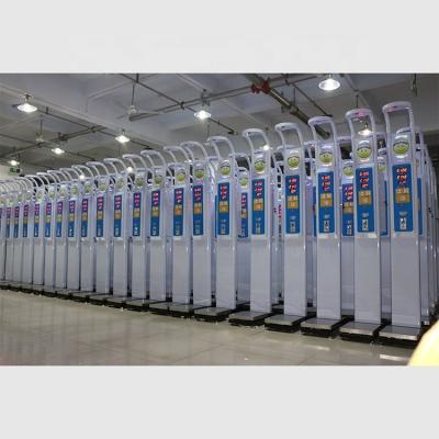 Cina Intervallo di peso 8-200 kg Altazione a monete Fornitori di macchine per il peso con display a LED in vendita