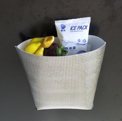 中国 熱隔熱食品保管用 EPE 内部の材料とアルミホイル付きの荷物袋 販売のため