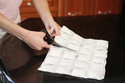 Cina 3 Ply Heavy Duty Reusable Cold Techni Ice Sheet Magic Cooling Pack in vendita