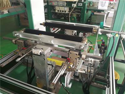Cina Macchina di graffatura di scatole rigide di cartone / macchina di controllo PLC Alta efficienza in vendita
