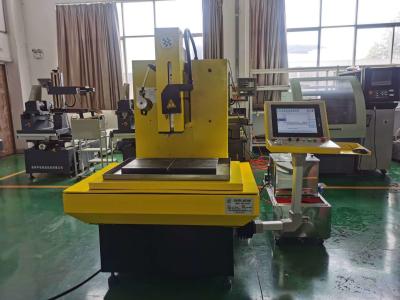 China Lineaire besturing EDM Small Hole Drilling Machine Sjd704c Economische CNC-machinewerktuigen Te koop