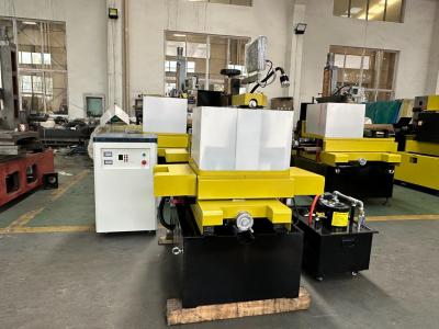 China Máquina de corte por erosión de alambre eléctrico CNC M400 para la industria ligera en venta