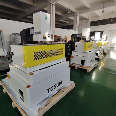 Cina Macchina di taglio di filo elettrico ad accensione ad alta precisione A400 personalizzata per il tuo business in vendita