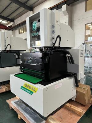China Precisión de inmersión CNC máquina de cobre corte de alambre EDM Swe85SL solicitud personalizada para su en venta