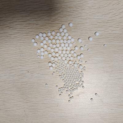 Cina Balloni di zirconia di grado industriale progettati per ambienti di fresatura più esigenti in vendita