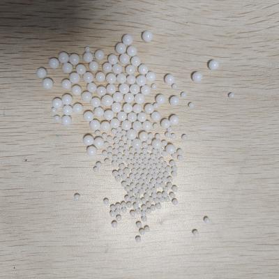 Cina Balloni di zirconia di grado industriale progettati per ambienti di fresatura più esigenti in vendita