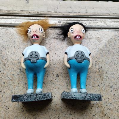 Cina Decorazione strana della scultura terrificante della bambola per il puntello originale dello scaffale per libri del lattice della bambola della statua degli amanti di orrore di idee spaventose del regalo in vendita