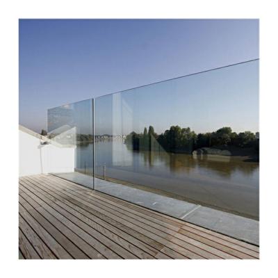 中国 Pvb laminated polished aluminium shoe base glass railing dimensions 販売のため