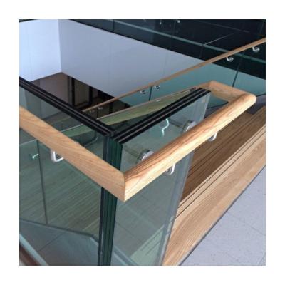 Cina Base shoe glass railing systems glass railing mounting hardware apartment patio fencing in vendita