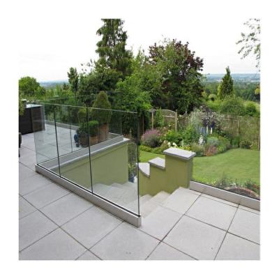 Cina Safety u channel balustrade ss railing with glass balcony in vendita