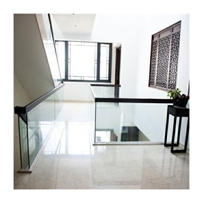 中国 Freedom fence u base glass staircase price list patio timber posts 販売のため