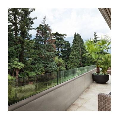 Cina U channel support glass balustrade mounting brackets roof safety guard rails in vendita