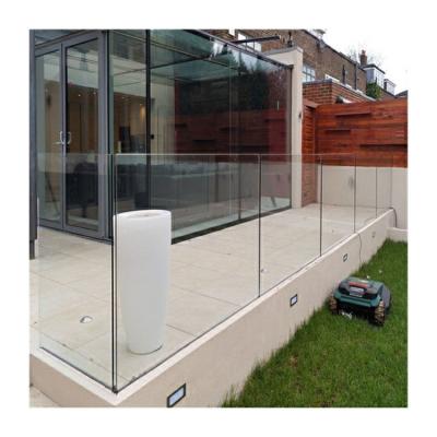 China U base for glass frameless glass brackets roof terrace balustrade à venda