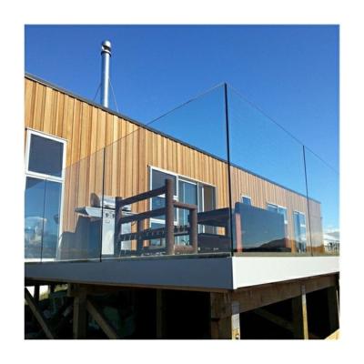 China 12mm u base garden glass balustrade stainless steel terrace railings à venda