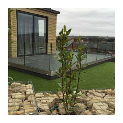 Cina Balcony Glass Railing With Solid Ss 316 U Channel Frameless Glass Railing in vendita