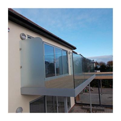 Cina Frameless U Channel Glass Railing for Staircase and Balcony in vendita