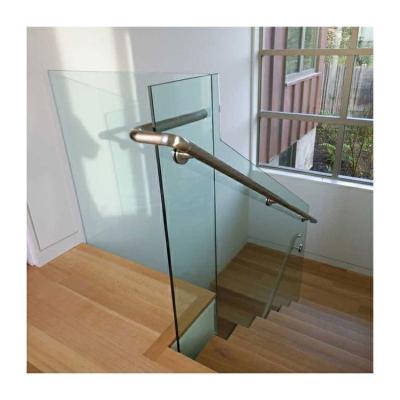 Cina Shoe base fencing structural glass balustrade pvc handrails for stairs in vendita